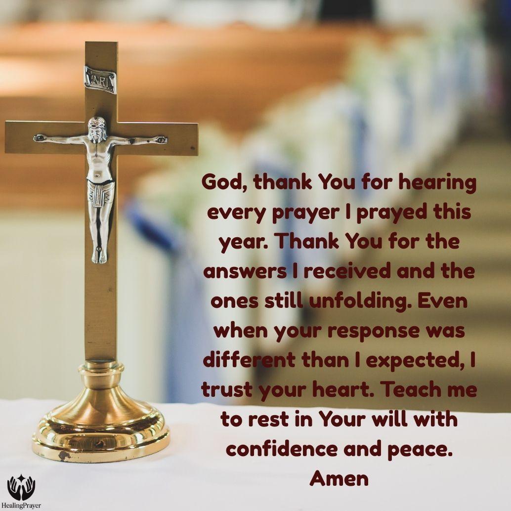 20+ Powerful Prayer to Thank God for the Year Ending